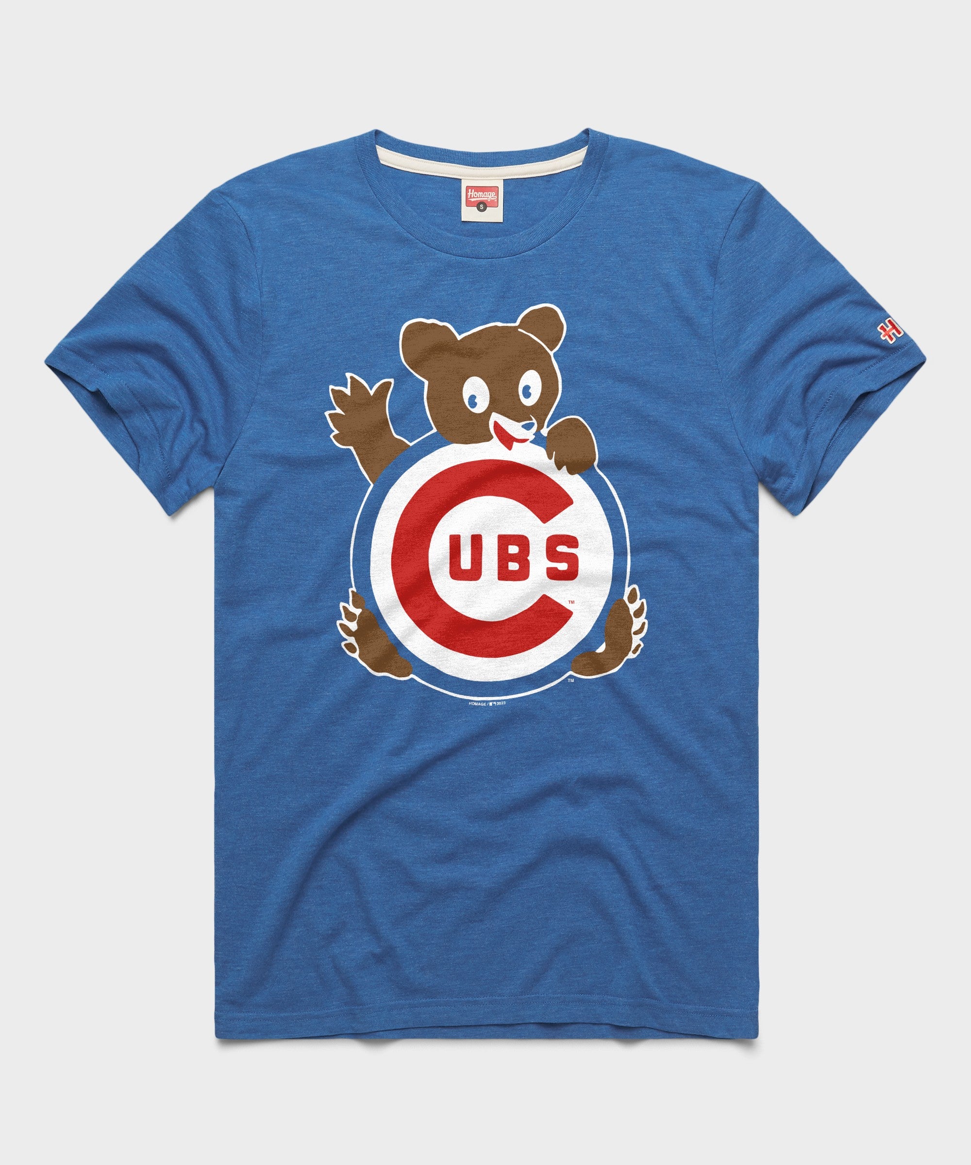 Chicago Cubs Retro Waving Bear | Retro MLB T-Shirt – HOMAGE